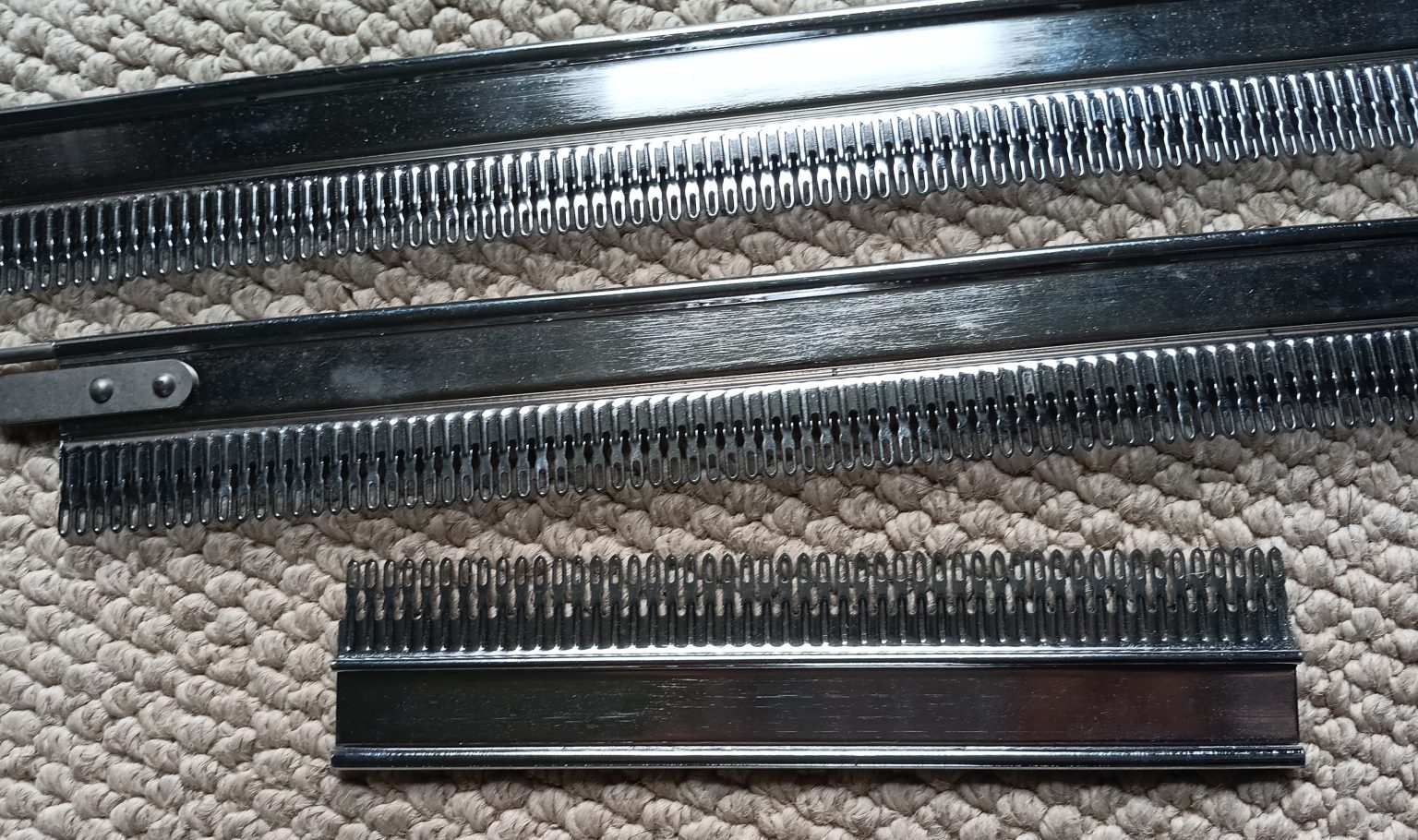 Suzuki garter bar – Knitting Machine Encyclopedia