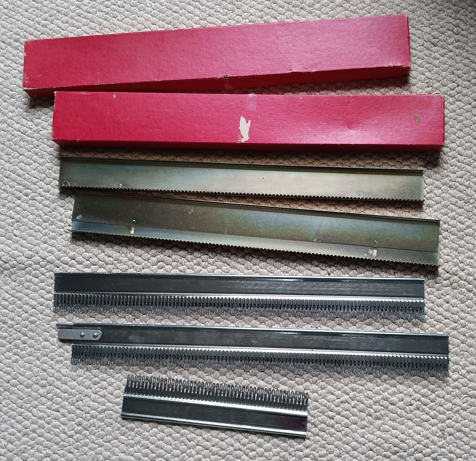 Suzuki garter bar – Knitting Machine Encyclopedia