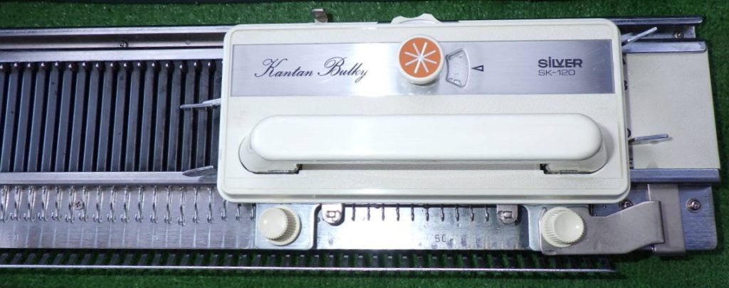 Silver SK120 knitting machine – Knitting Machine Encyclopedia