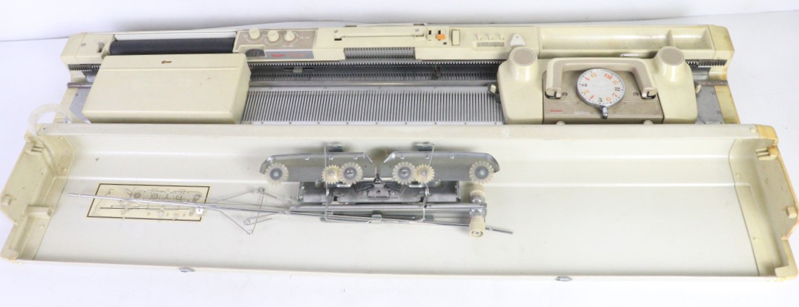 Silver SK-327 knitting machine – Knitting Machine Encyclopedia
